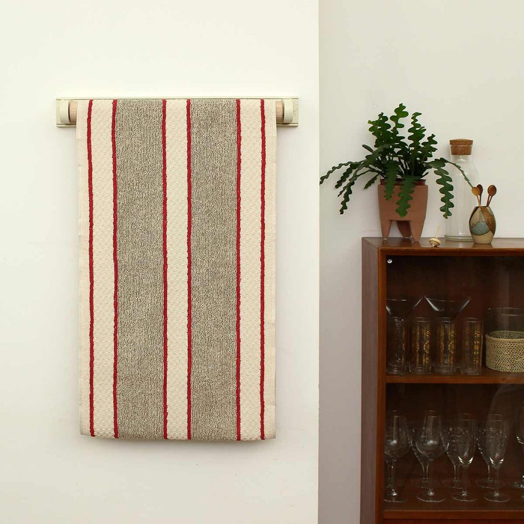Oak Roller Towel Rail NO TOWEL - BRITISH design BRITISH made